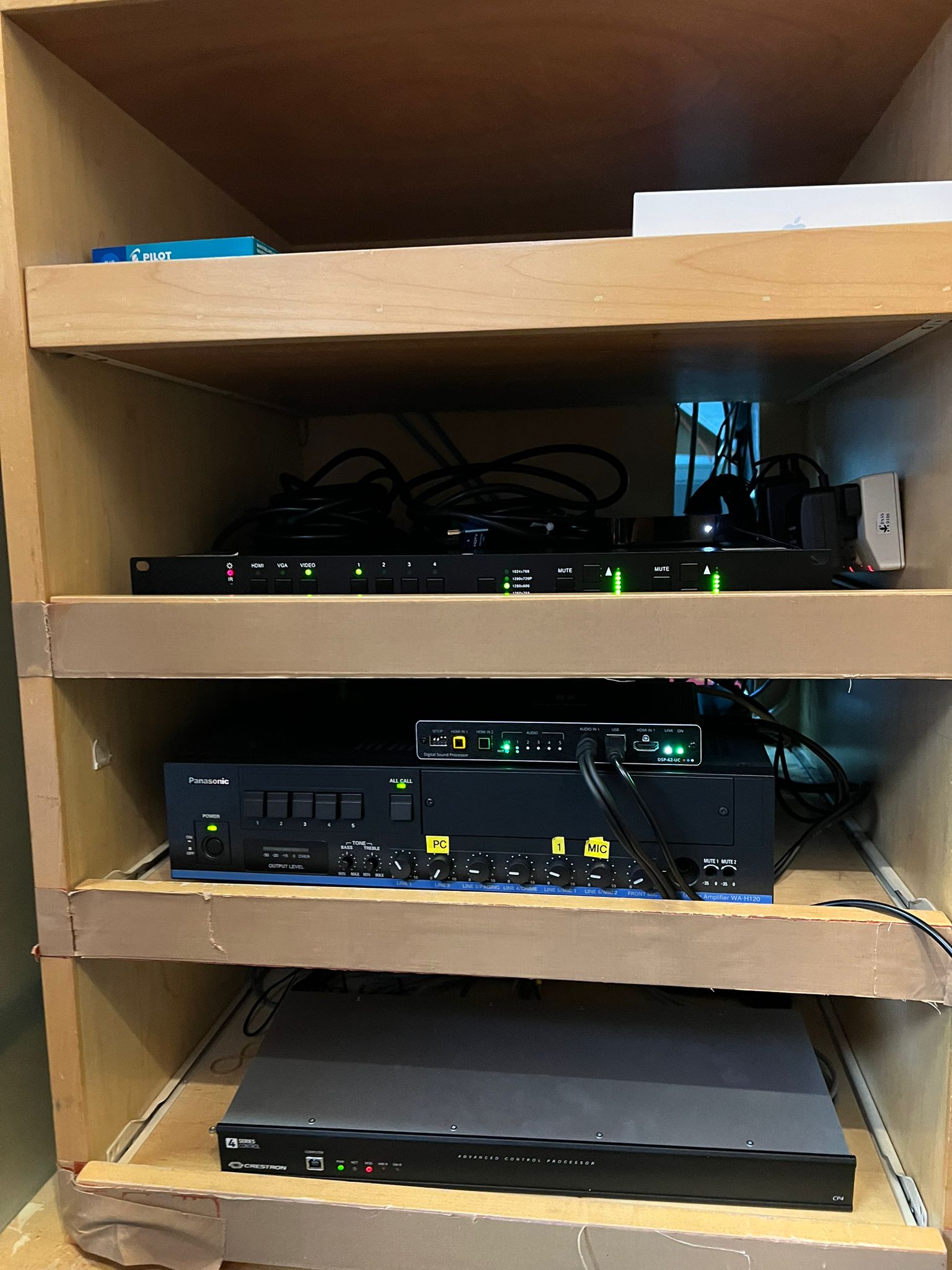 Installing Crestron Cp4 for HKU SPACE - WISE AV Solution